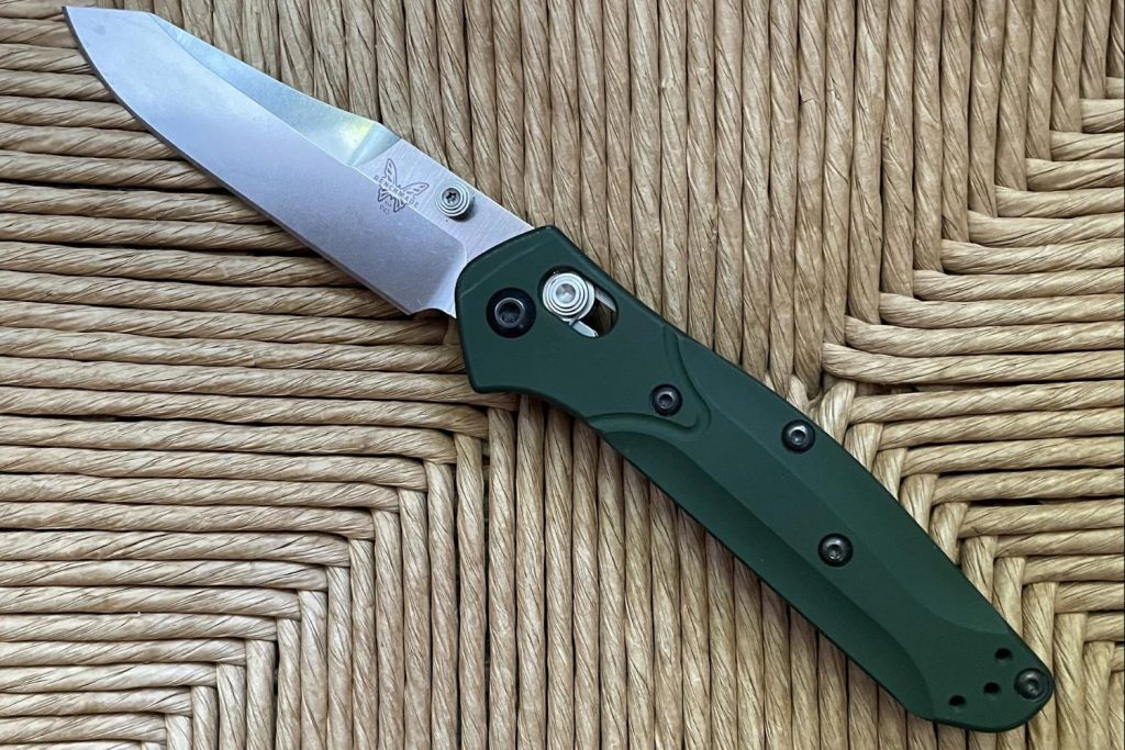 What is a Hollow Ground Knife: Precision and Performance Explained ...