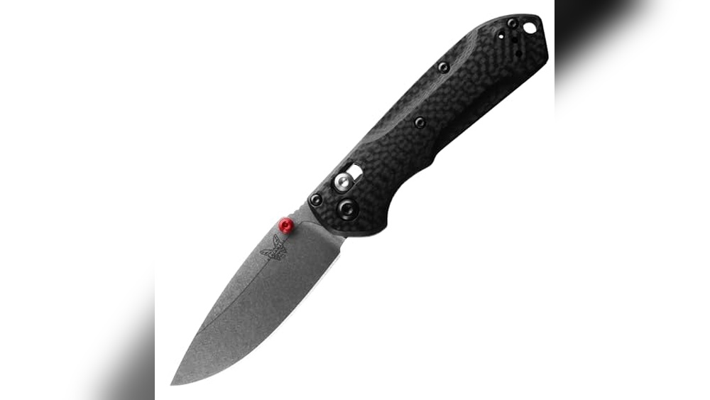 Benchmade – Mini Freek Outdoor EDC Knife Review: Durable Drop-Point ...